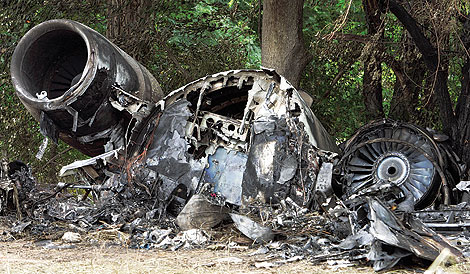 Comair Pilot Called Deadly Airstrip 'Weird': Crash Update