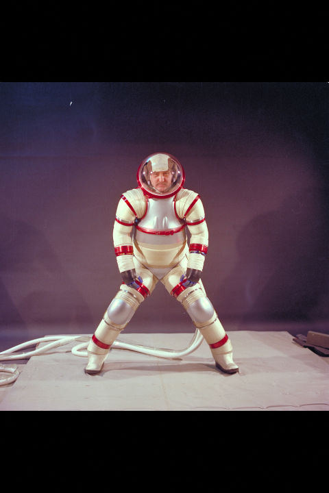 Gallery of NASA prototype space suits (1960s-70s) : r/OldSchoolCool