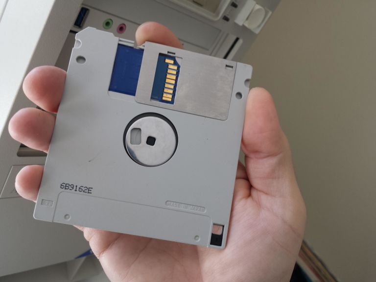 Can You Trust A 3 5 Inch Floppy Disk To Have 118GB Memory TechWorm