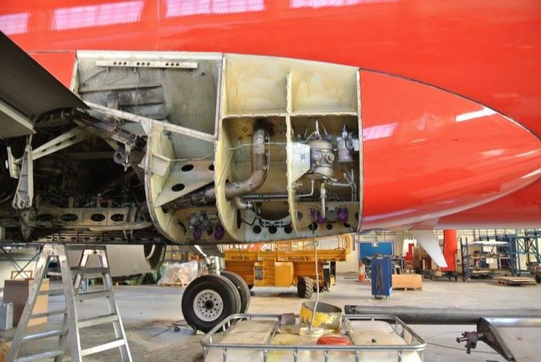 Check Out the Glorious Guts of an Airbus A320 Being Ripped Apart. The