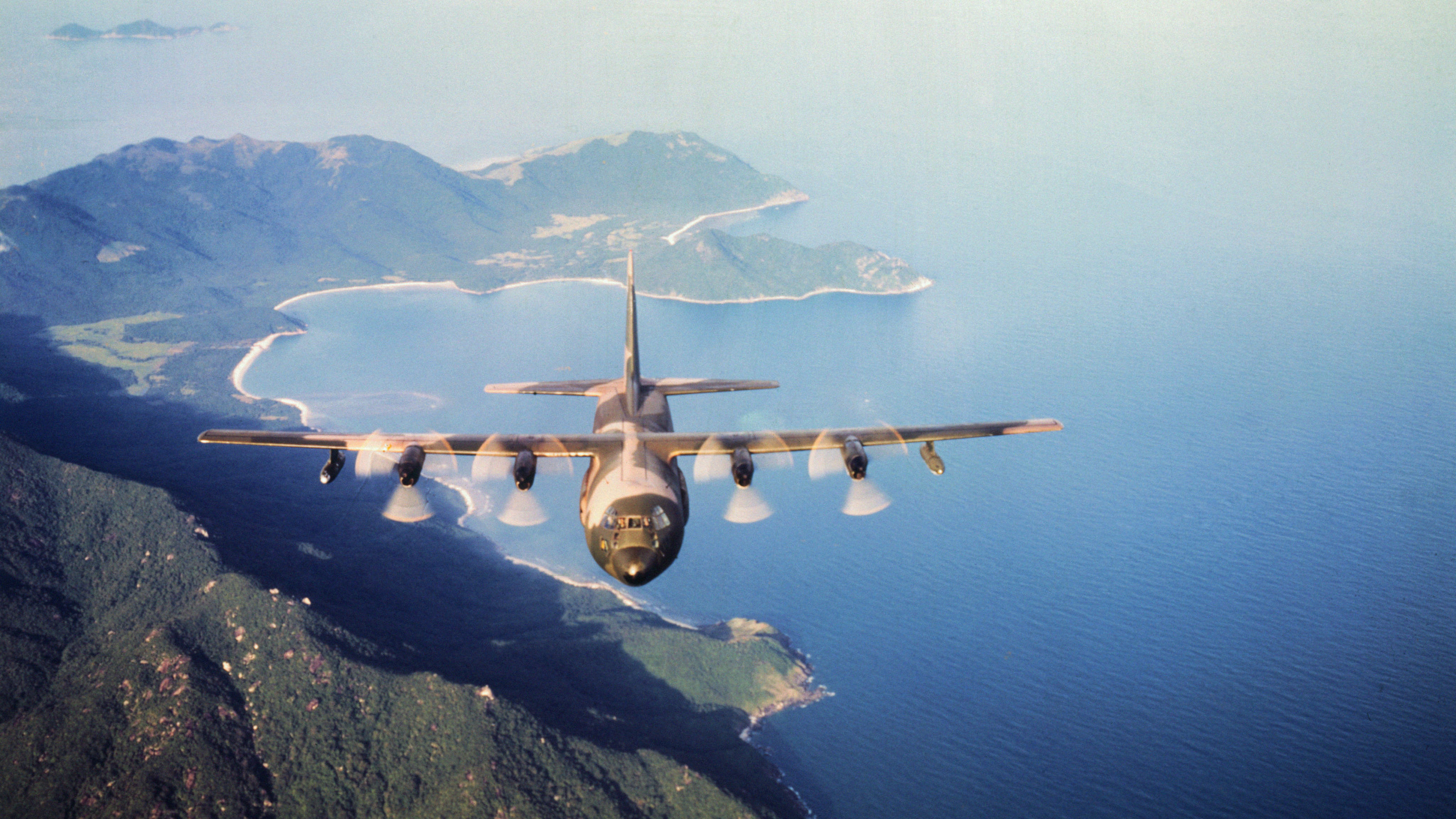 Ac 130 Flares Wallpaper